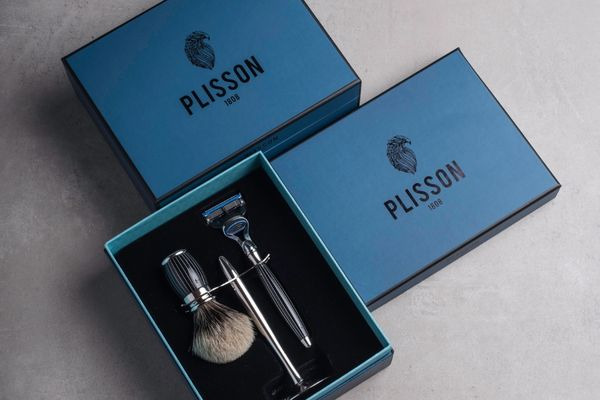 Idée cadeau original : Kit de rasage haut de gamme – Plisson1808.com ...